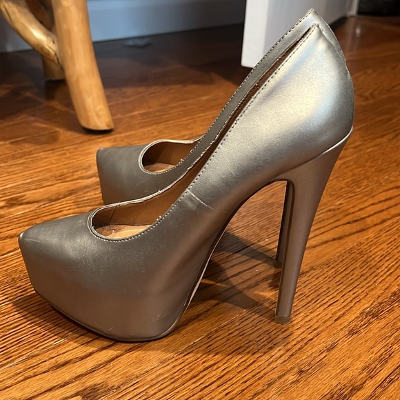 Aldo | Shoes | Hidden Platform Pewter Heels | Poshmark